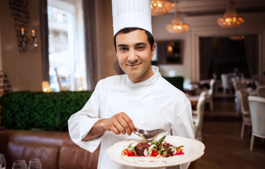 We are offering service and kitchen jobs at Emirates, Dubai Airport.